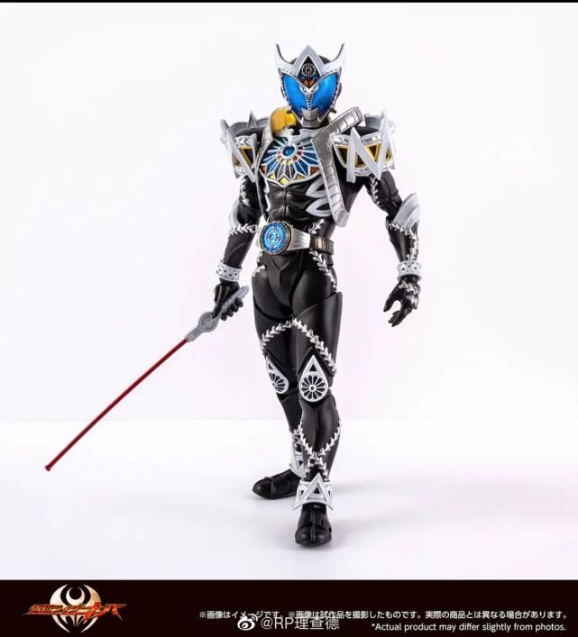 Kamen Rider's new real bone sculptures are revealed - iNEWS