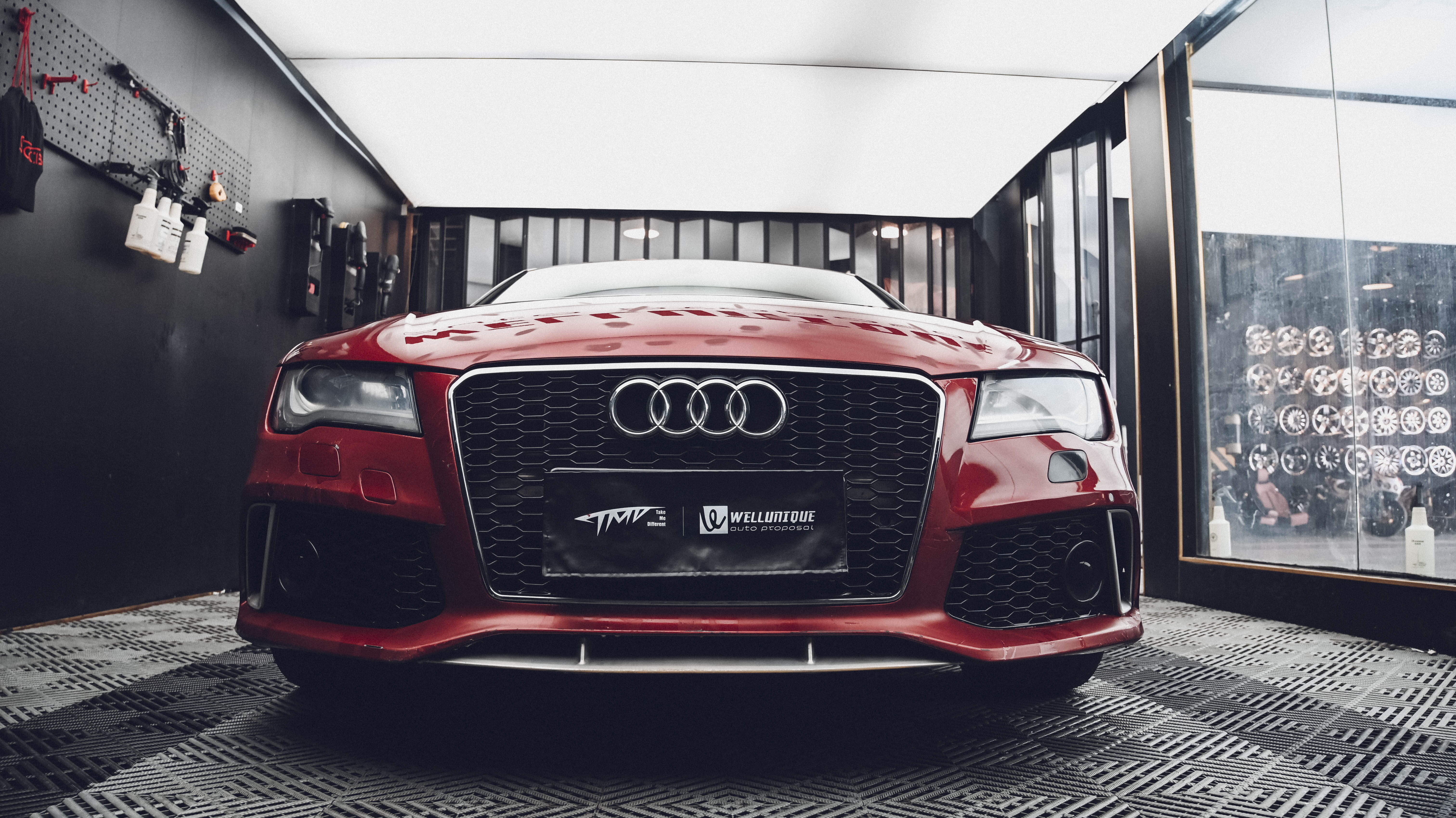 Audi A7 stickers emerald green change color - iNEWS