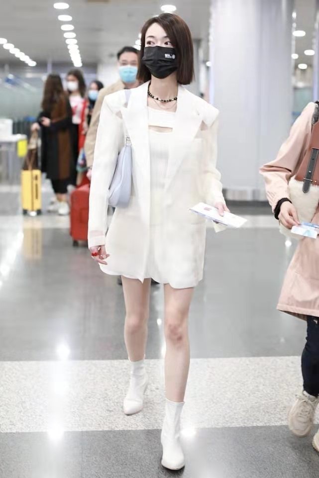 This short hair is too suitable for Wu Jinyan, not only to a new height ...