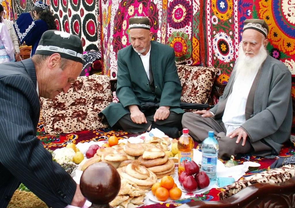 11 customs of the real Tajiks - iNEWS