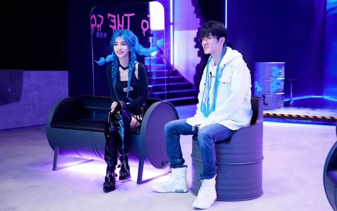 Look at the legs first!Angelababy restores Jinx 100%, this leg is ...