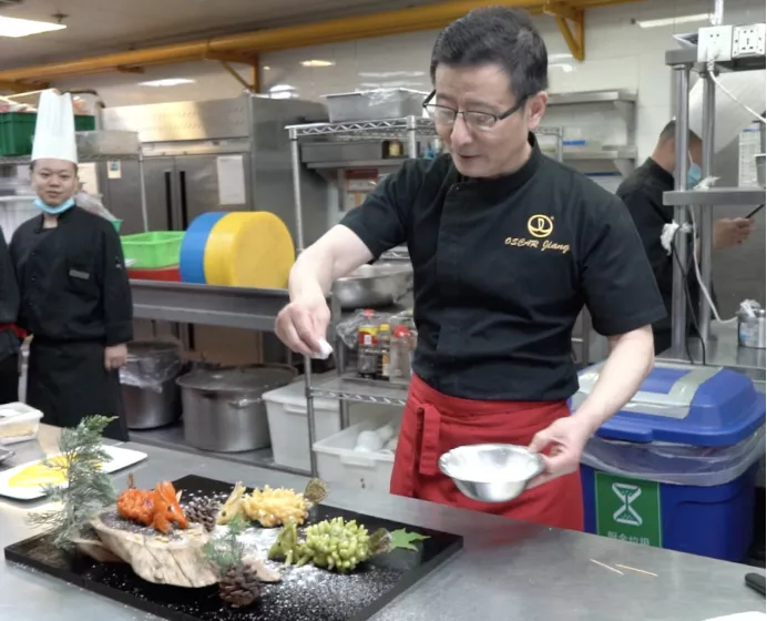 He is a state banquet chef and one of China's top ten famous chefs!He ...