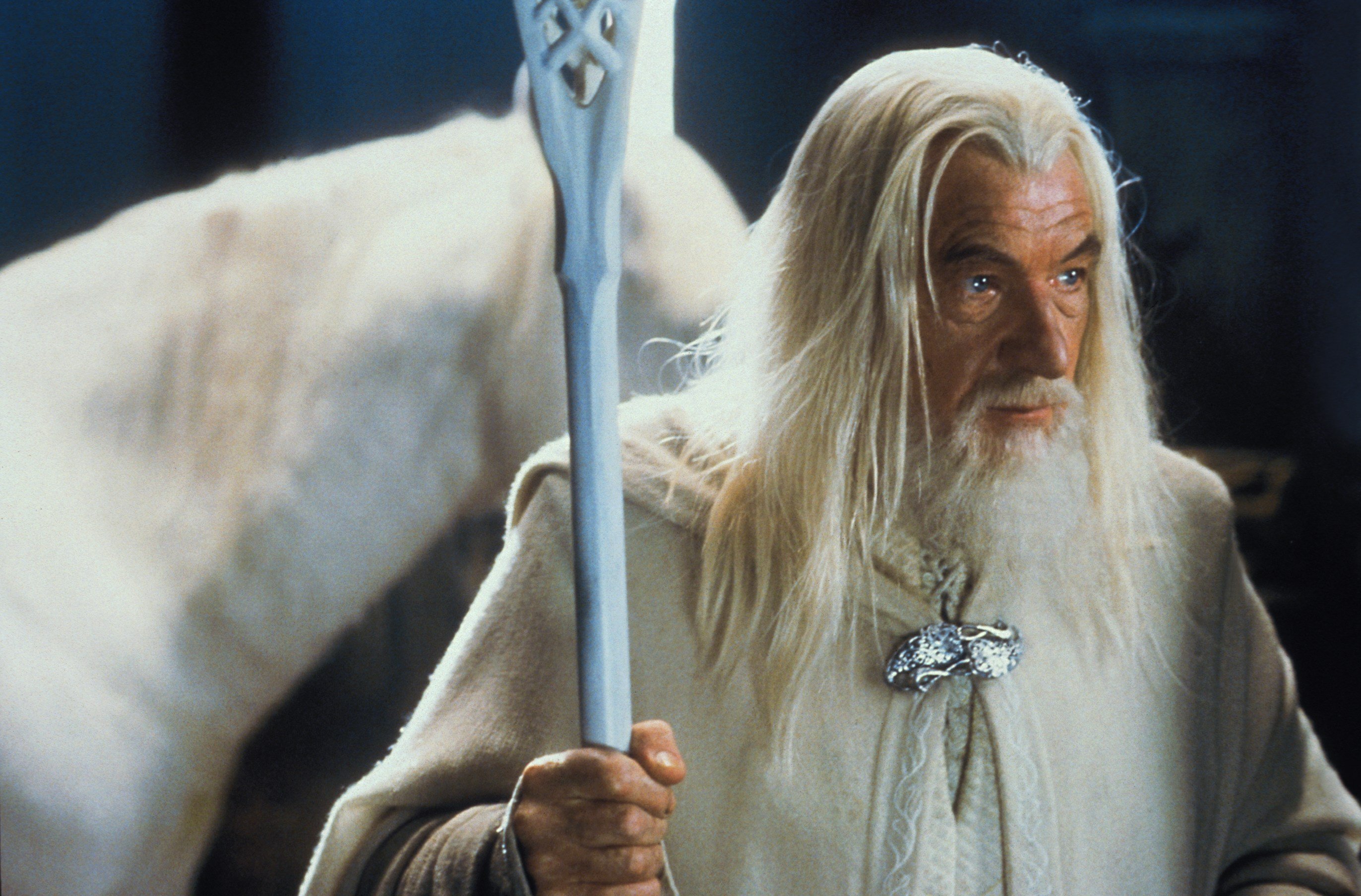 "Lord of the Rings": Why did Gandalf come back from the dead and become ...