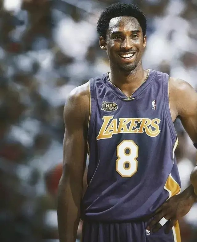 No. 8 vs. No. 24, Peter Pan or Black Mamba, Kobe compares which one is ...