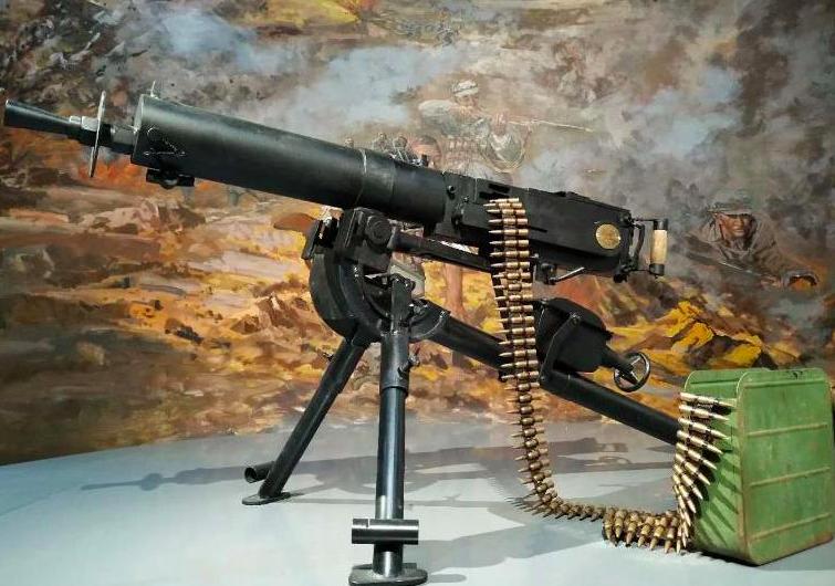 The classic Maxim heavy machine gun, the legendary inventor Maxim - iMedia