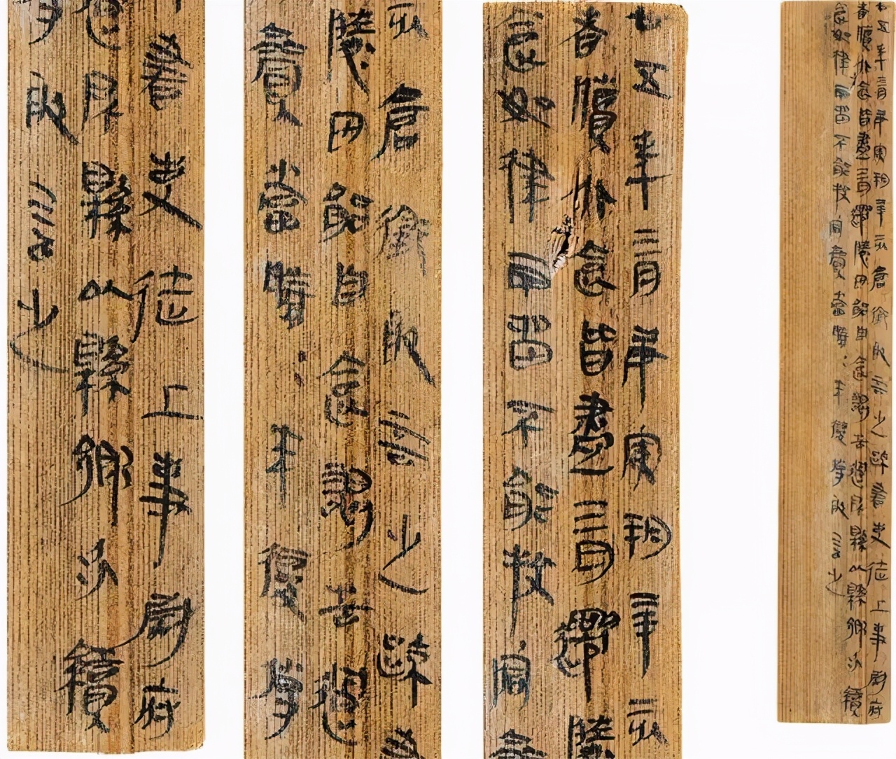 His contribution to calligraphy is comparable to Li Si - iNEWS