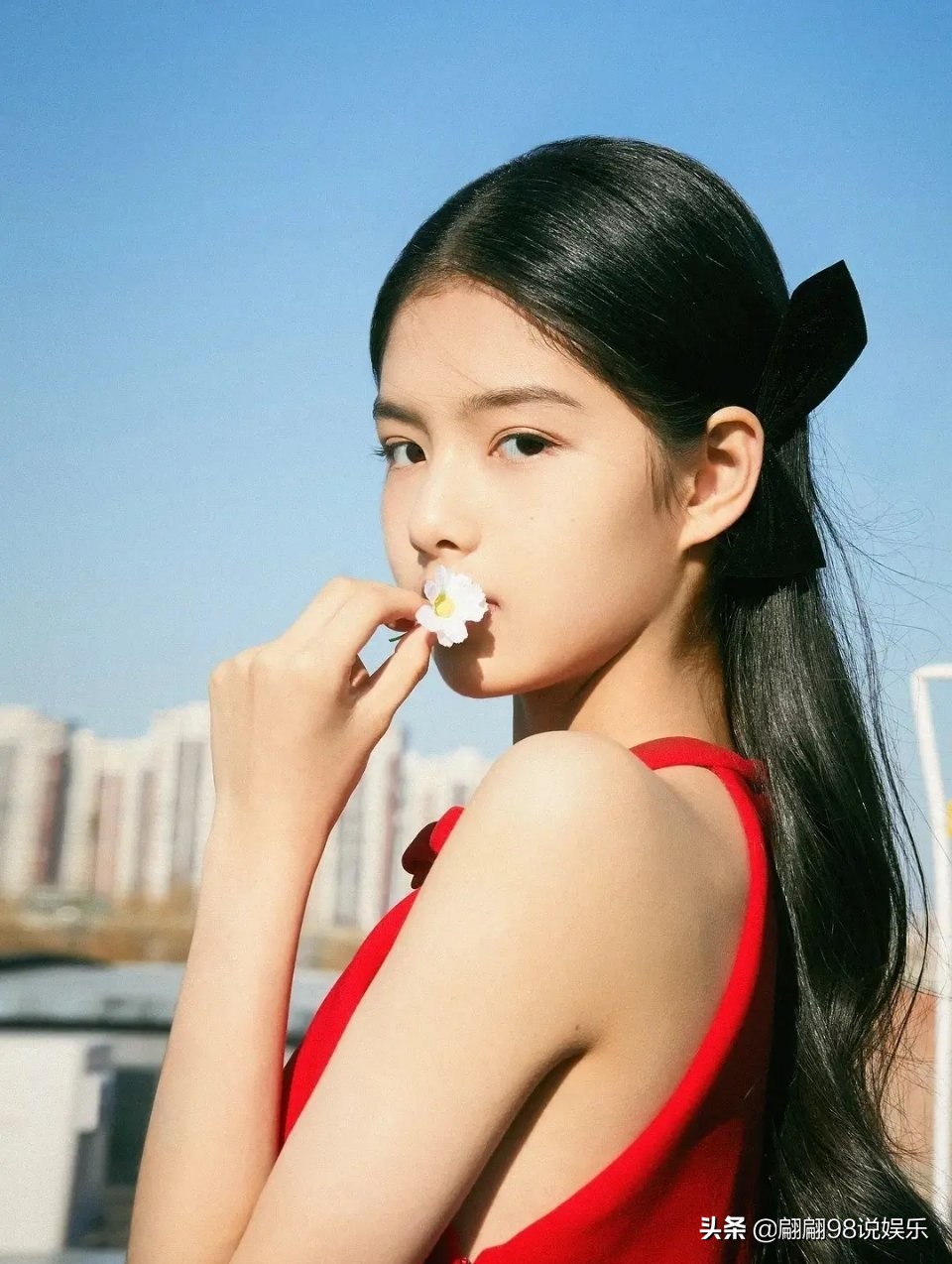 The 13-year-old actor brought money into the group and left the set ...