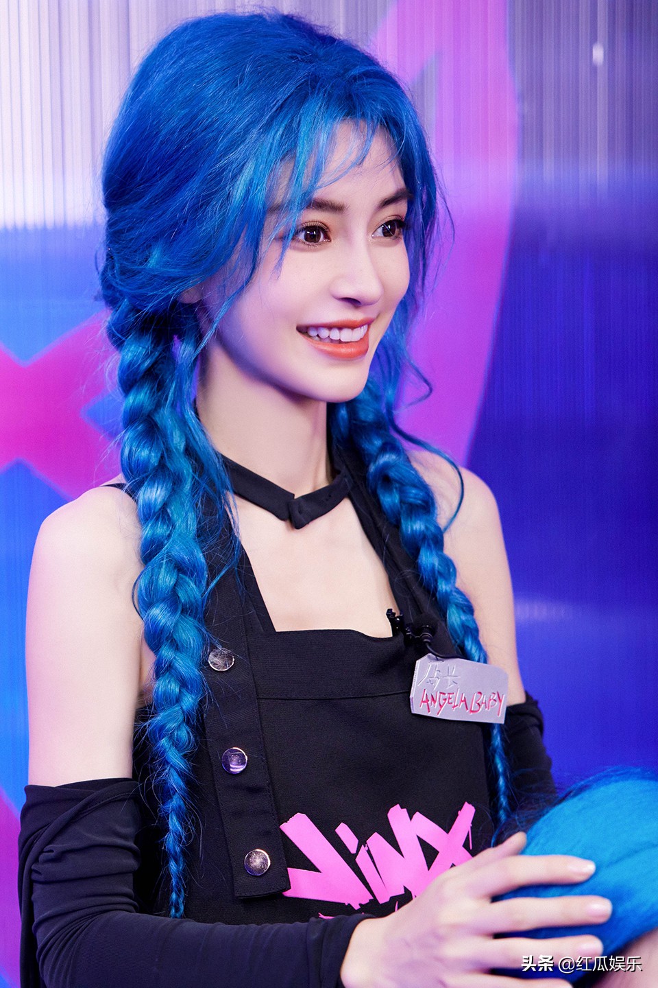 Welcome to the world of e-sports girls of Jinx angelababy - iNEWS
