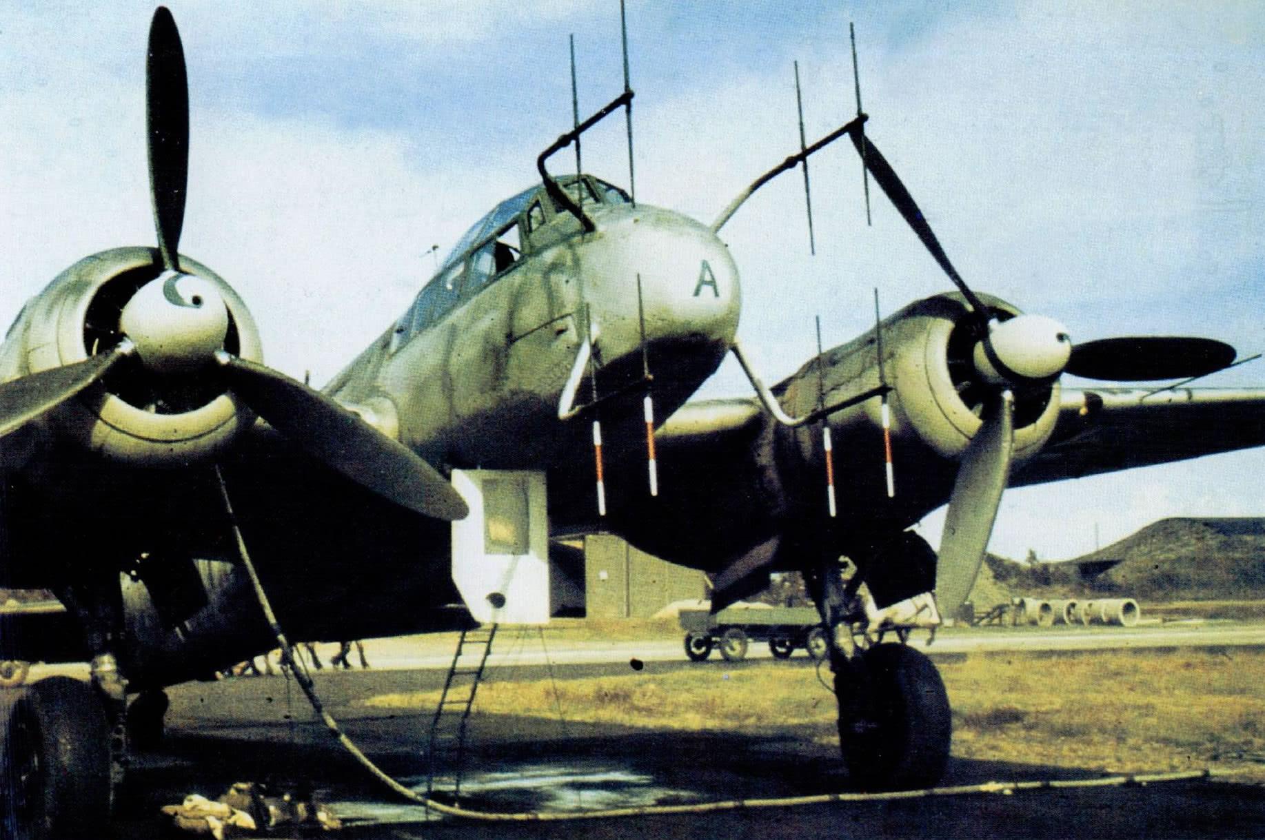 "Owl" over Germany-Nazi He219 night fighter - iNEWS