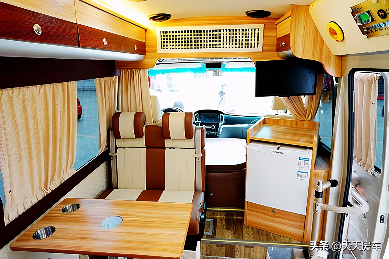 Bigger than MPV, more powerful, more practical! Check out the Coaster ...