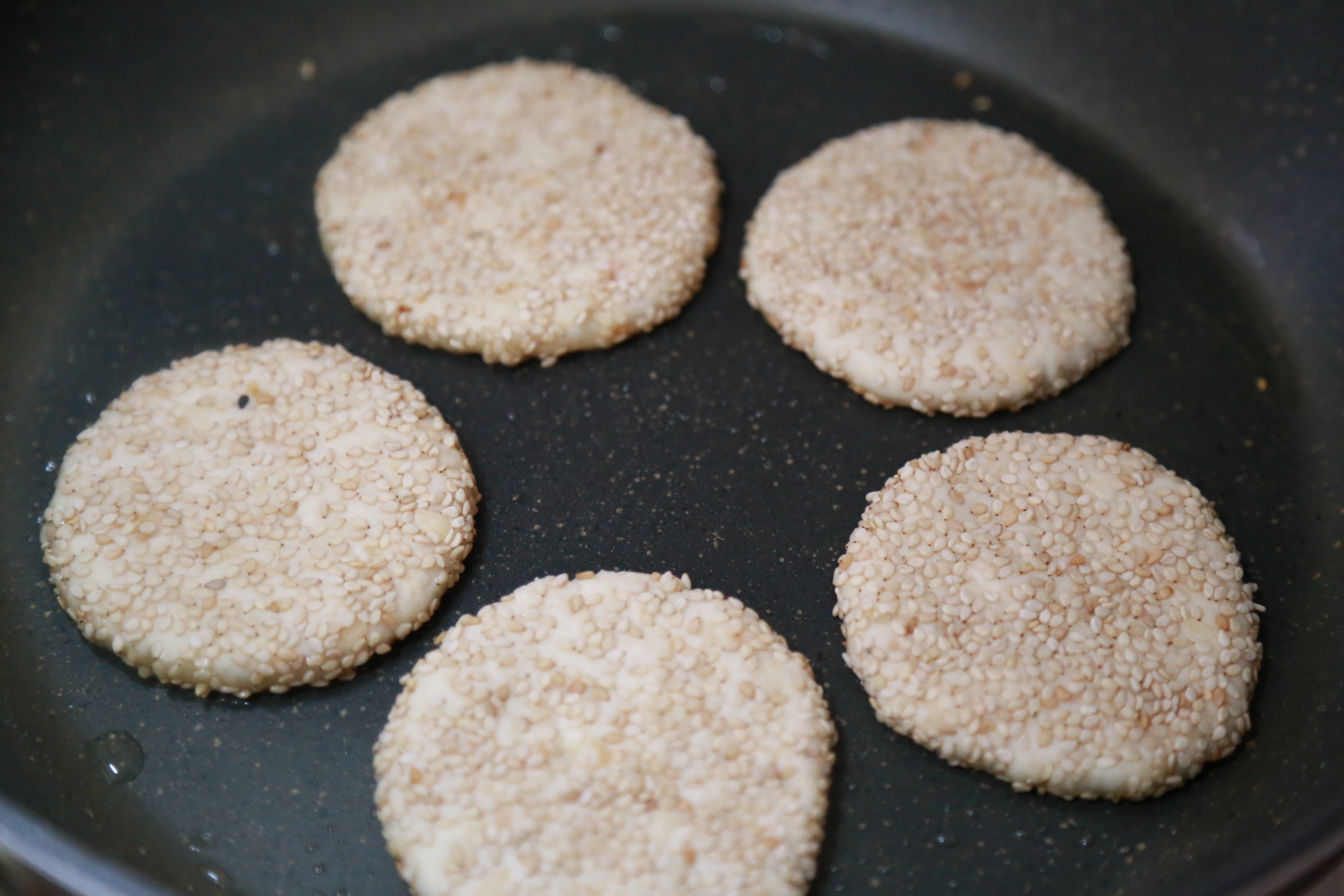 Don't always eat apples directly. Add glutinous rice to make apple ...