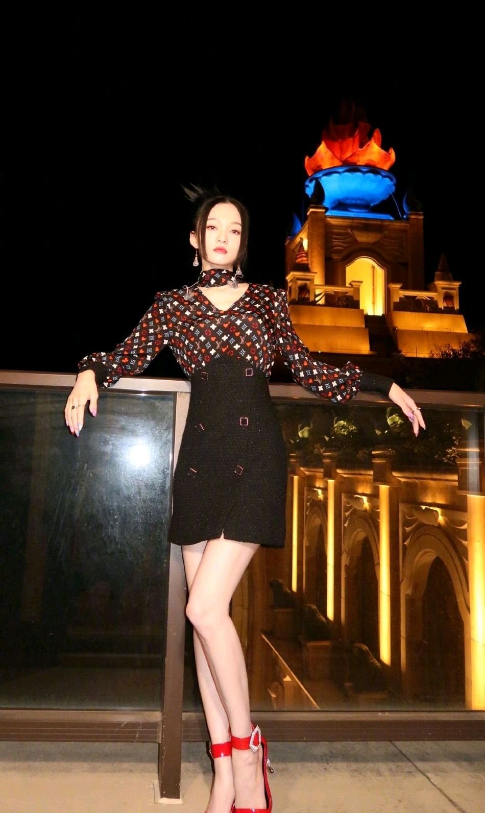 Angela Chang is the model for the little guy!The height of 158 is two ...