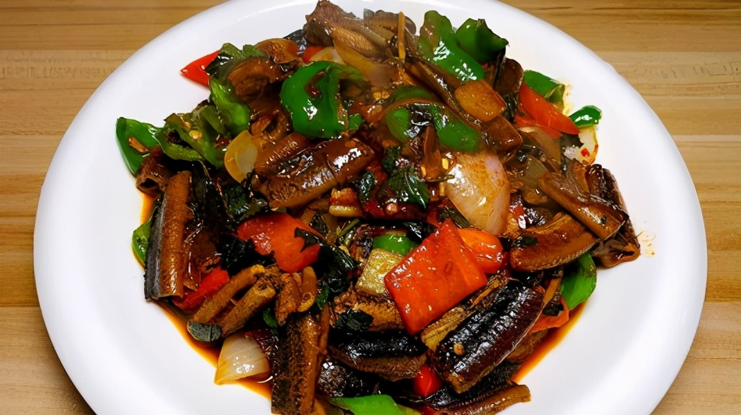 If you want to eat stir-fried eel, come to Sichuan. It is super ...