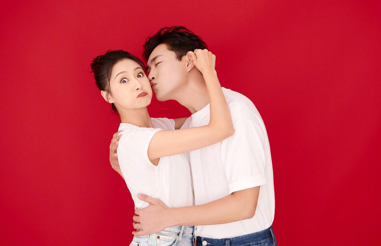 Wang Yanlin 520 official announced marriage, shaking hands excitedly made a typo, wife Ai Jiani ...