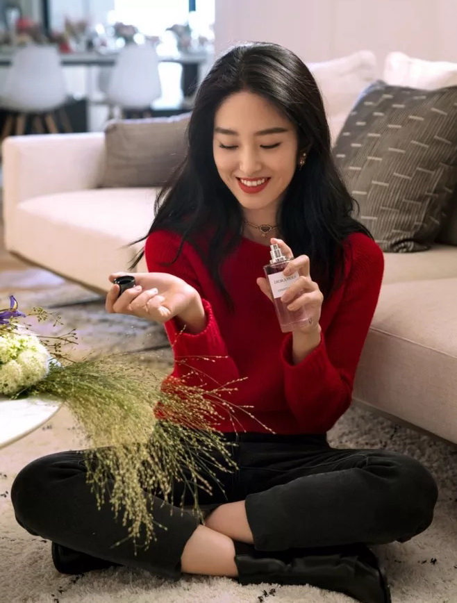 Goddess Yang Caiyu - iMedia