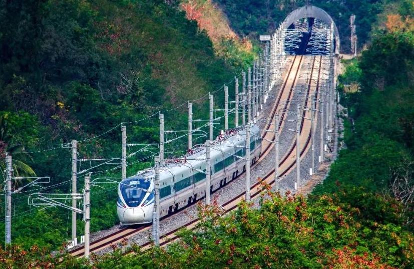 The high-speed rail around the island in Hainan has a total distance of ...