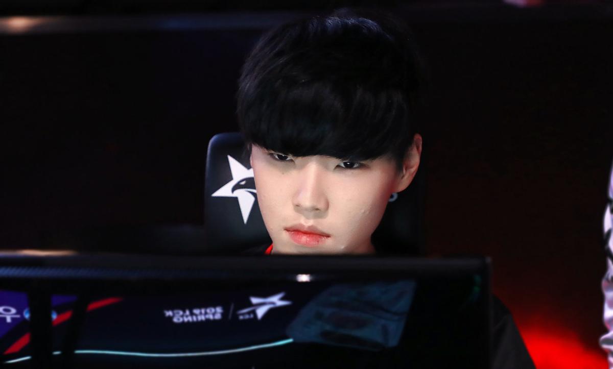 King Ning bluntly said that his left hand is better than Chovy, if ...