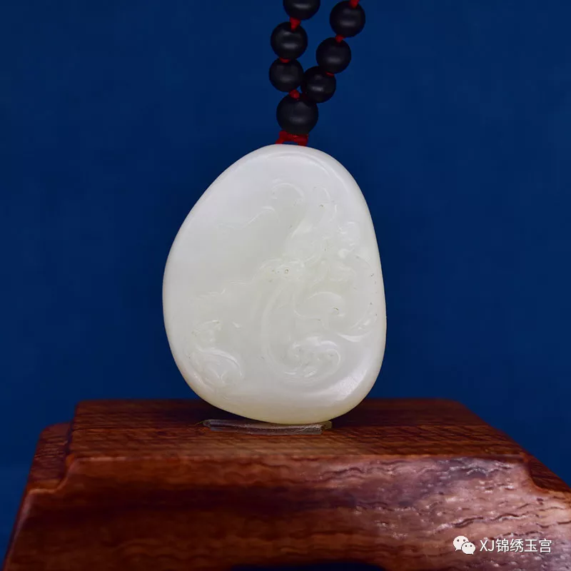 This pair of jade carvings of the Chinese zodiac is really good - iNEWS
