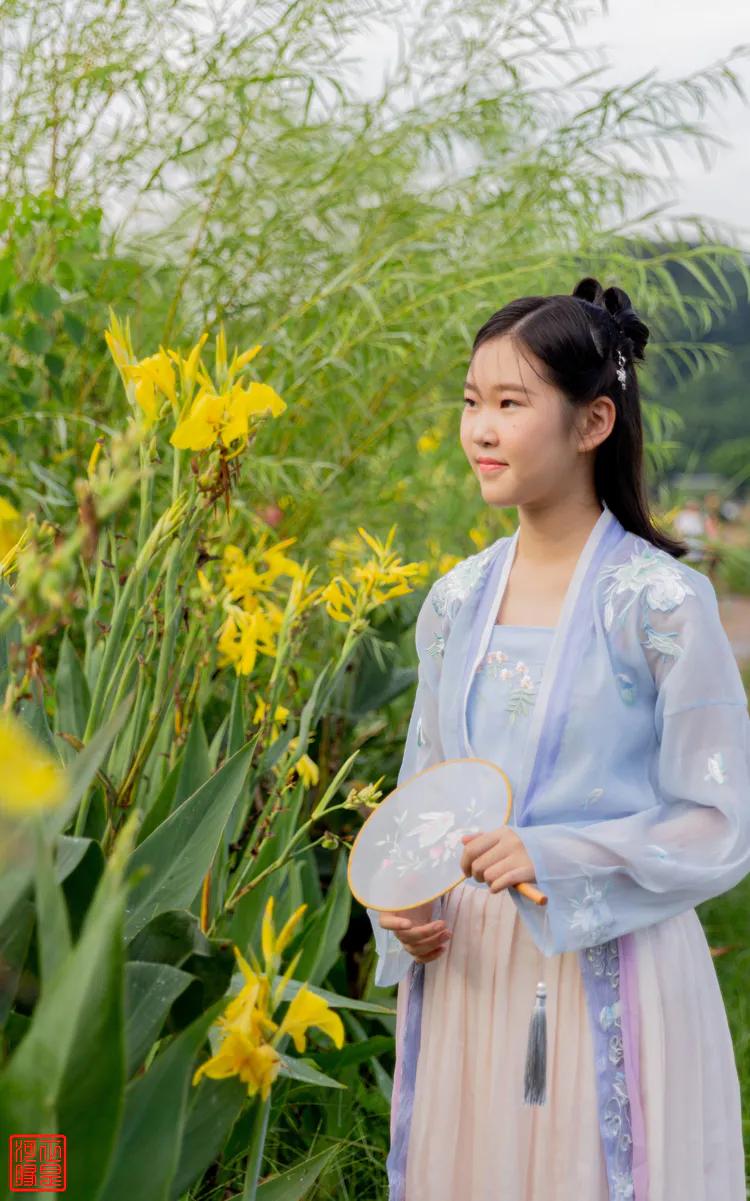 Chunfang is not a lotus-a gathering of friends - iNEWS