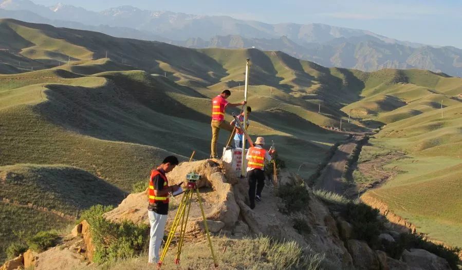 The conversion relationship of the three-high system of geodetic survey ...