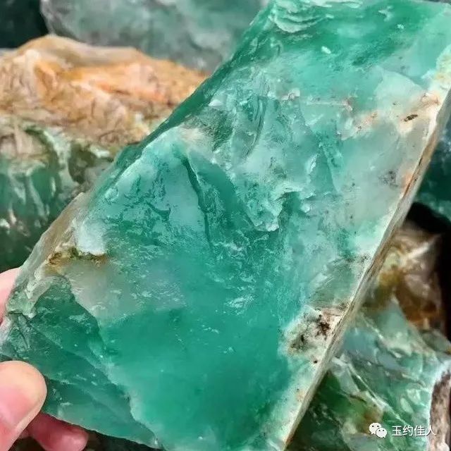 What is Dulong Jade?What is the difference with jade? - iMedia