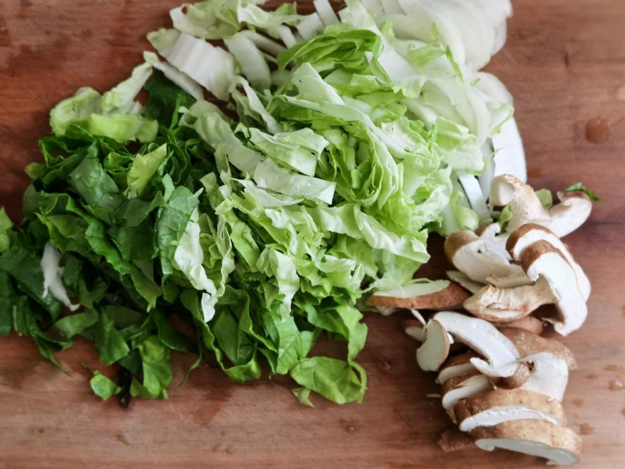 Eat less greasy food in winter. This vegetarian dish is nutritious and ...