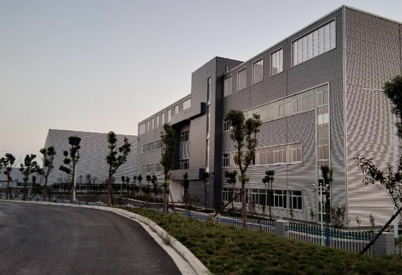 Hubei Jingmen's "Vehicle Dream" was resurrected with blood. After the ...