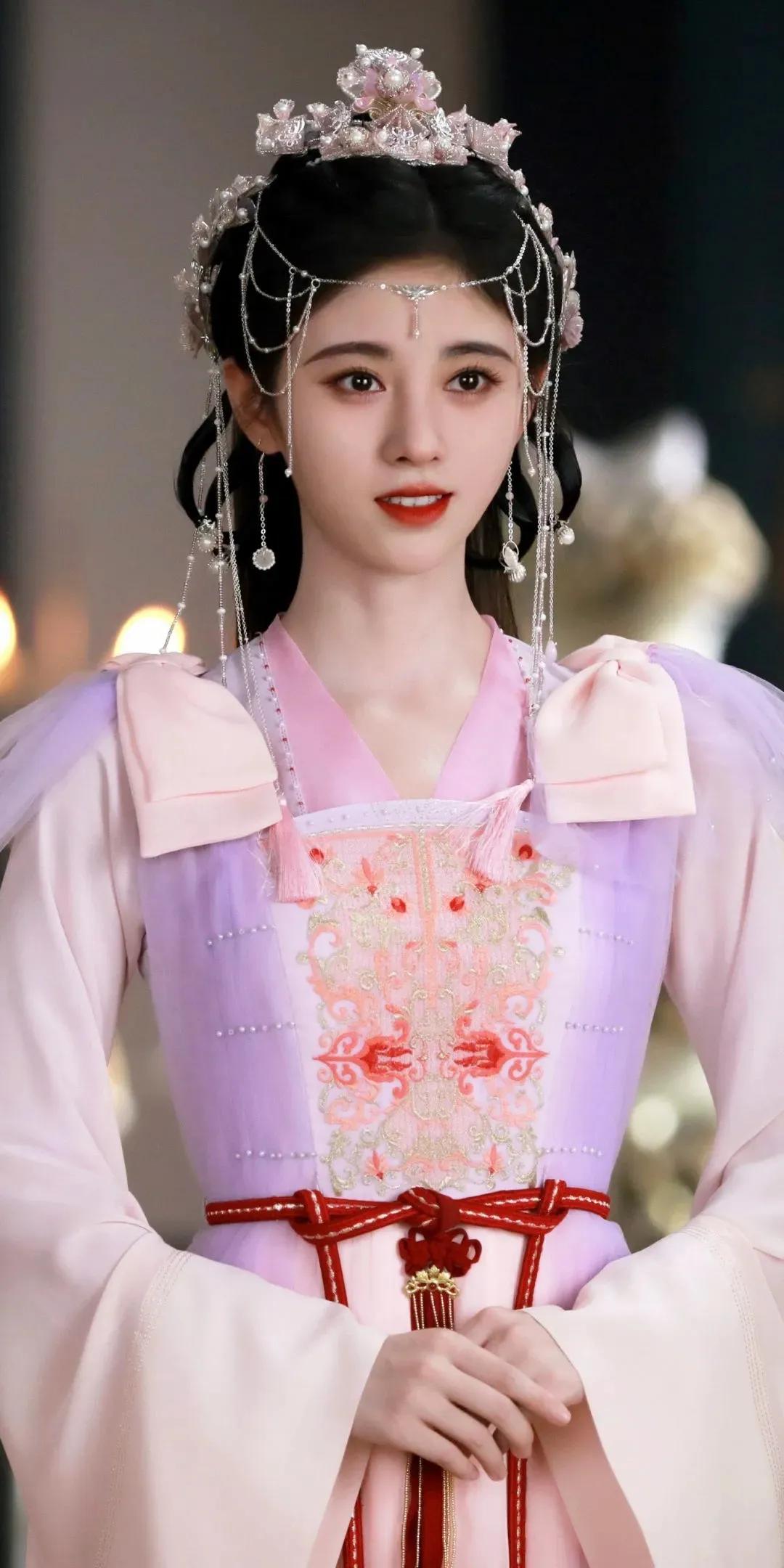 Star Wallpaper: Ju Jingyi Wallpaper - iNEWS