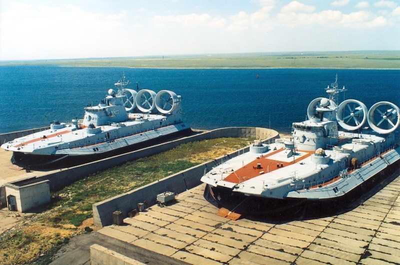 Picture of the European Bison 100, the air cushion landing ship that ...