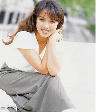 Li Ruien: married Prince Jinlilai at the age of 29, moved out of the ...