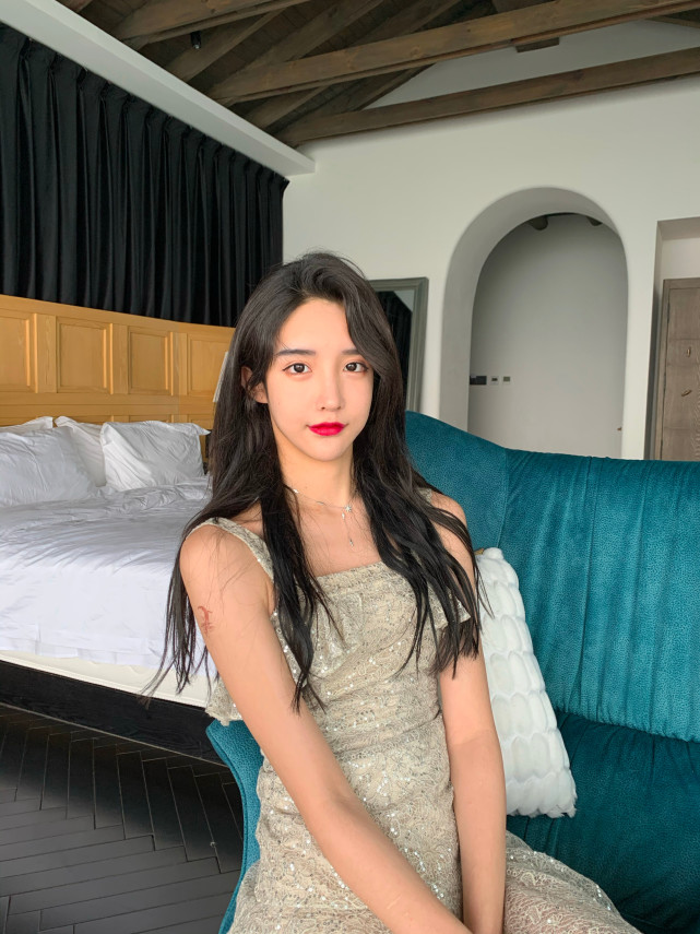 Internet celebrities Tang Zi and Kang Xin are about to get married, but ...