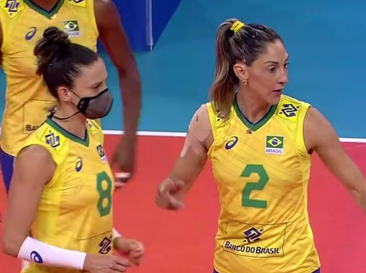 Rare scene!The Brazilian women's volleyball master setter wore a mask ...