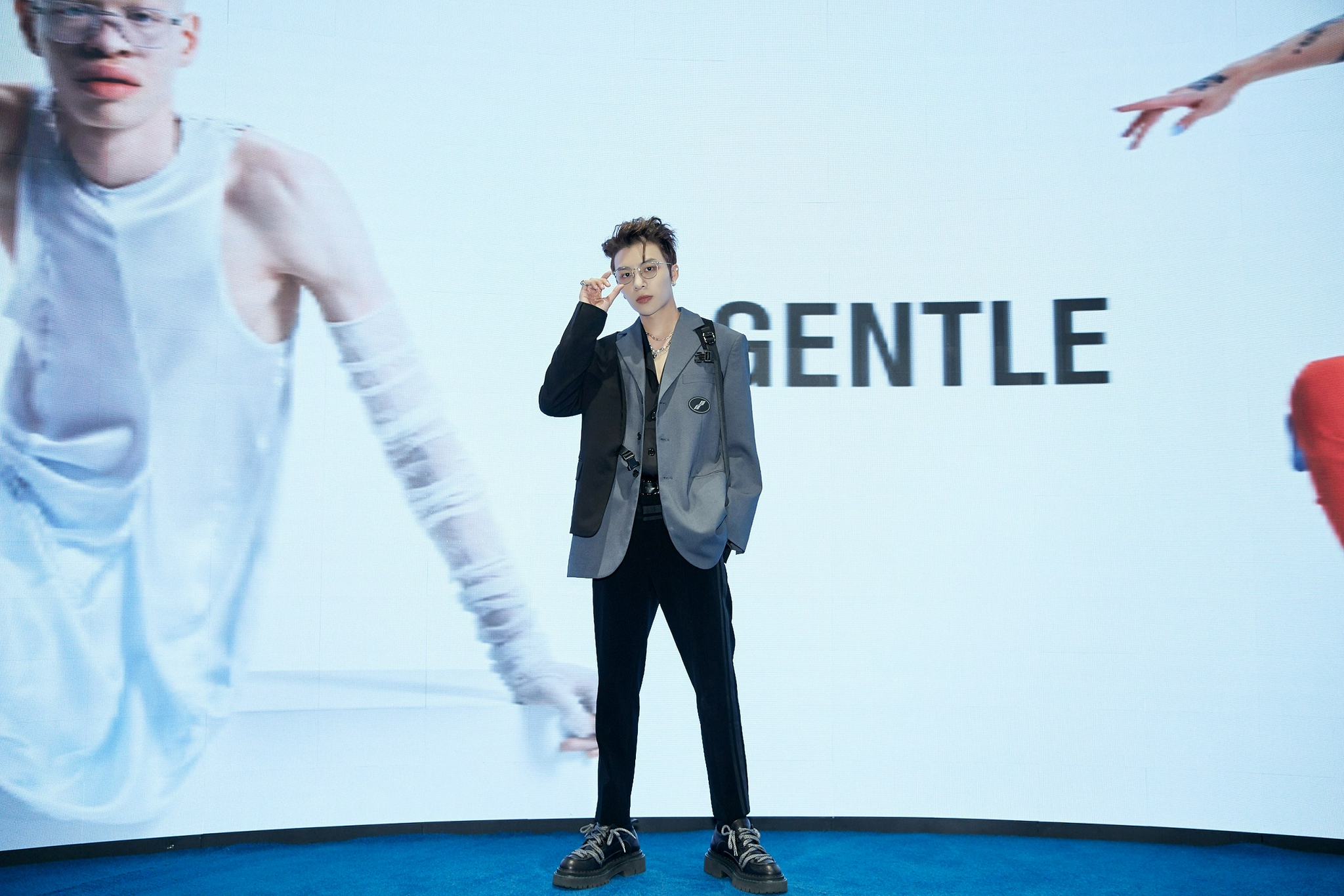 Yu Yanlong appeared in Gentle Monster event splicing suit gentleman ...