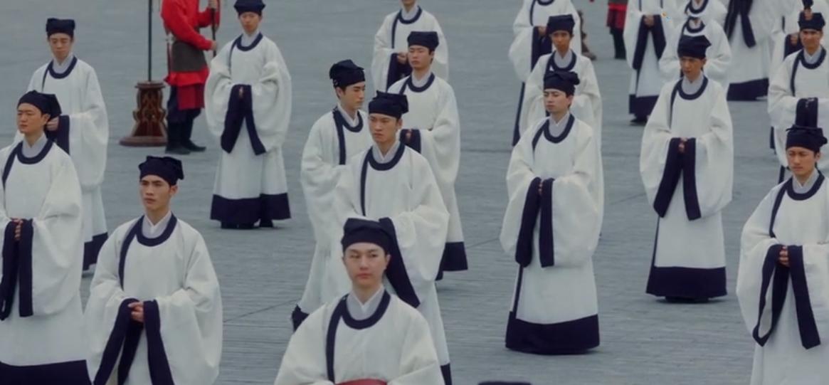 Wen Yanbo gave gifts to Concubine Zhang of Song Renzong before he ...