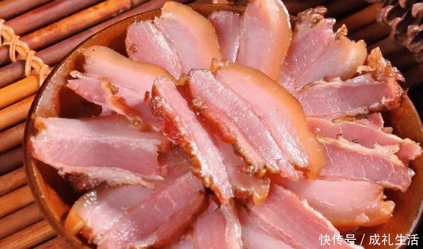 Salt is not enough for curing bacon!Adding these 4 ingredients, the ...