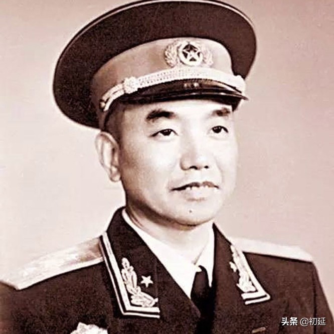 The commander of the Eighth Red Army in Hunan and Jiangxi was the first ...