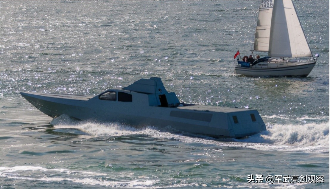 A mysterious assault boat appeared in a British port with a stealth ...