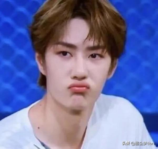 The actor's "pouting" appearance, Xiao Zhan is so cute and Wang Yibo is ...