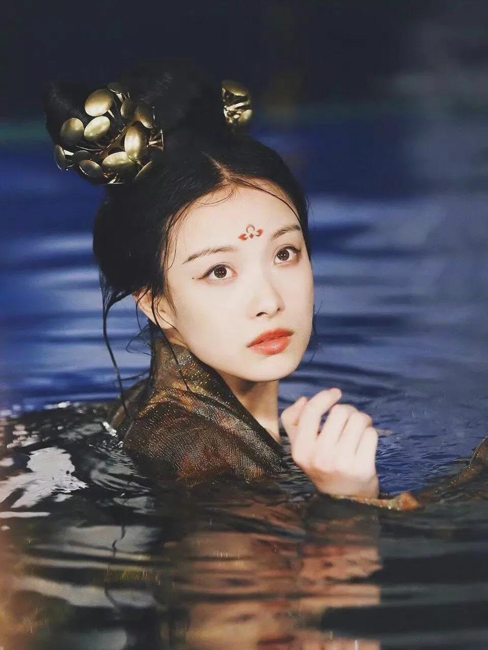 The miracle of the actress reappeared - iNEWS