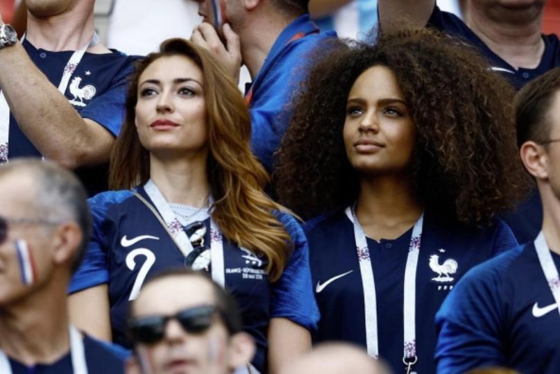 Mbappé's 3 girlfriends: the first love is Miss France, the predecessor ...