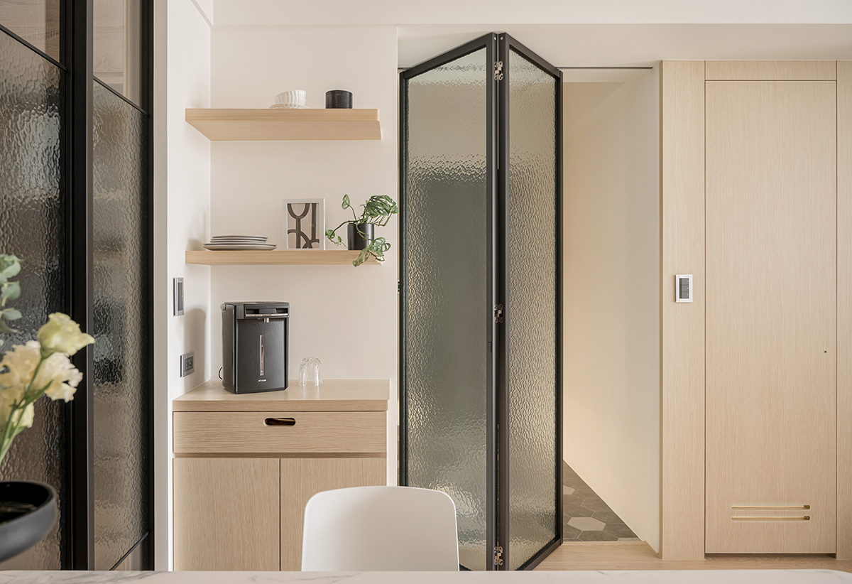 The apartment is only 73 square meters, the whole house can be called ...