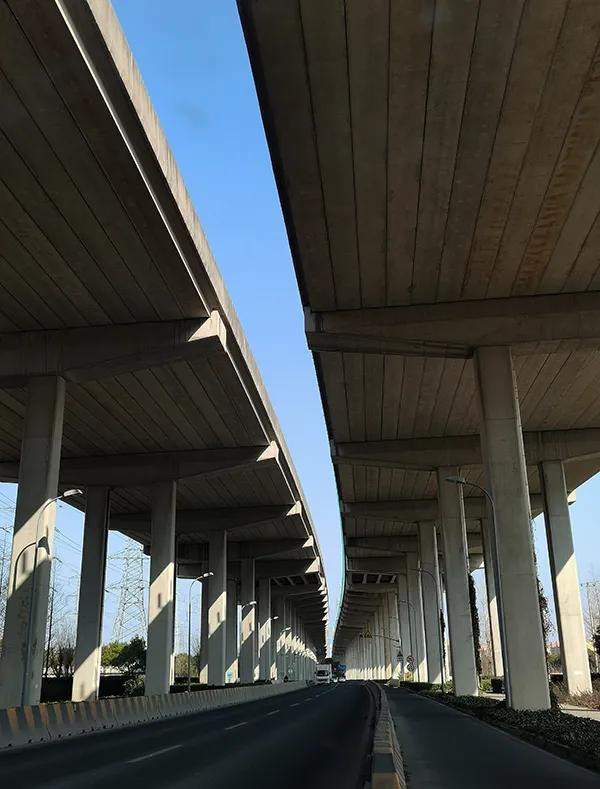 Jinmen.com Chen Yingguo: Shanghai's bridge - iNEWS