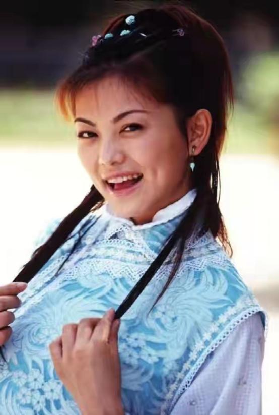 "The First Sister of Hunan Host" Li Xiang's "History of Falling", her ...