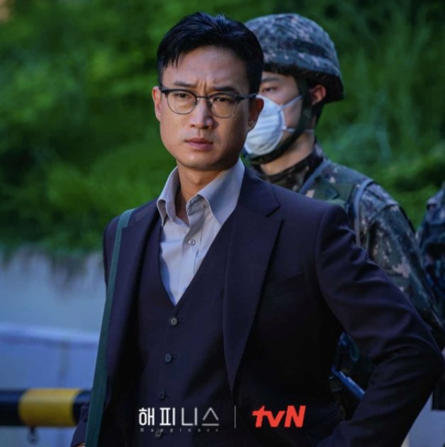 The horror doomsday Korean drama "Happiness Poison House" Han Hyo Joo ...