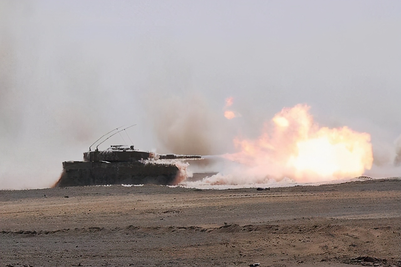 The sealed model is also a treasure Chile Leopard 2A4 main battle tank ...