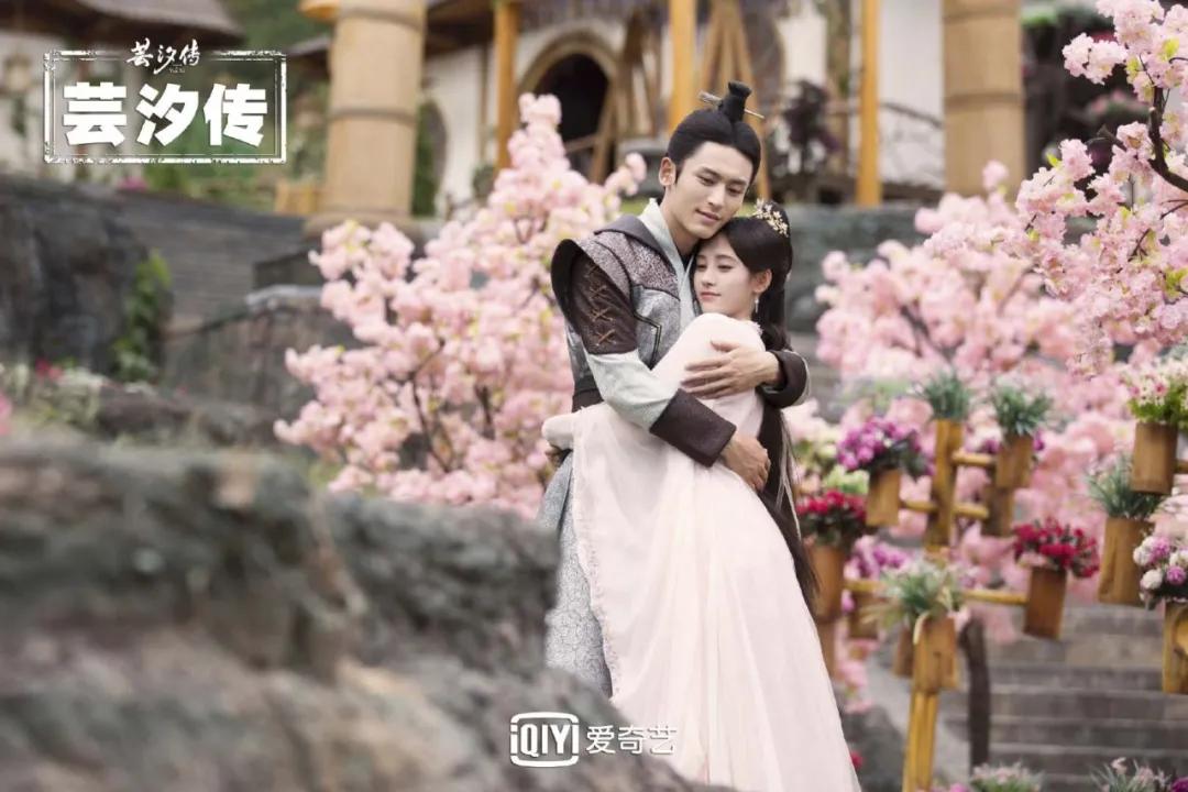 At the same age as Li Xian and Deng Lun, he once starred in "Heroes of ...