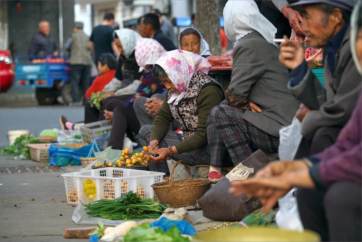 The peculiar Hui'an women's clothing culture is the legacy of the Dan ...