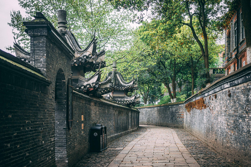 Zhenjiang has three mountains and Xijindu, here is a different Jiangnan ...