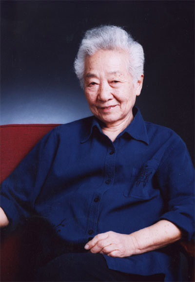 "Jiang Sister" Yu Lan's arduous life: she was a stepmother at the age ...