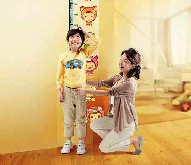 What kind of height is considered short for a child? Just look at the ...